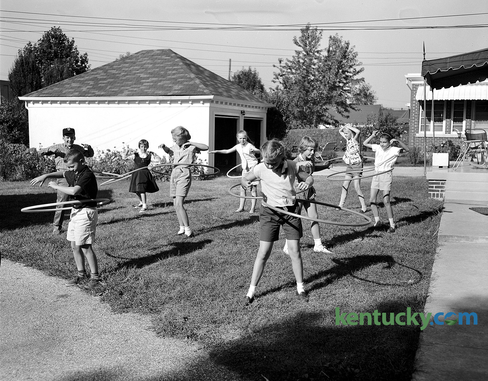Hula hoop craze hits Lexington, 1958 | Kentucky Photo Archive