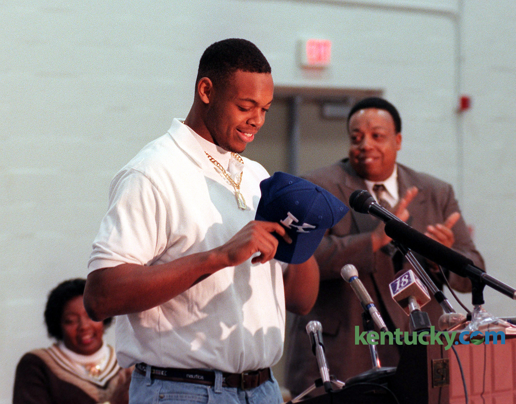Dennis Johnson signs with UK, 1998 | Kentucky Photo Archive