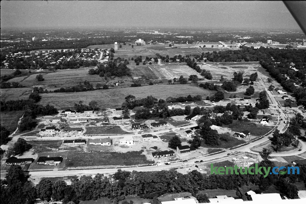 Ware farm development, 1973 | Kentucky Photo Archive