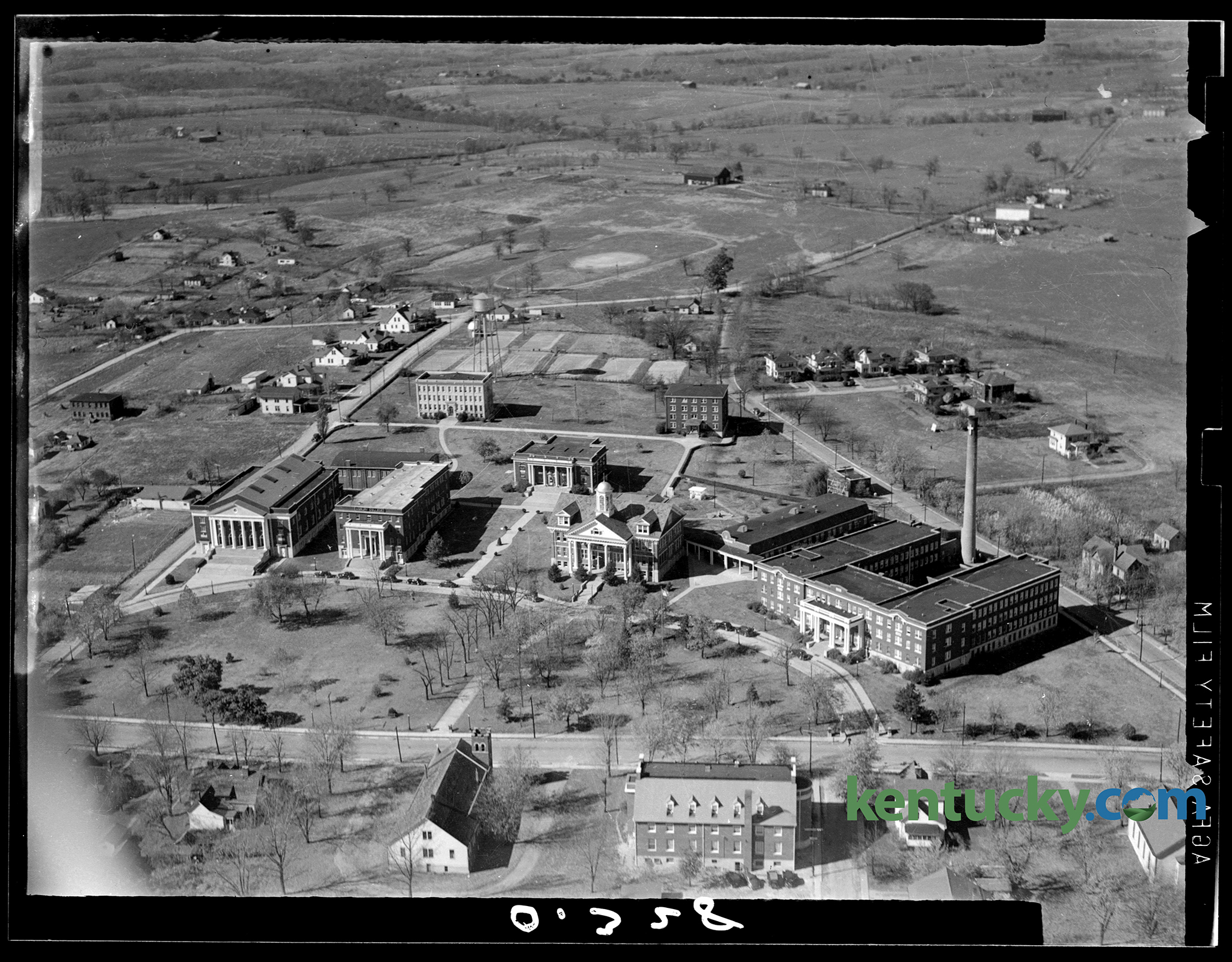 Asbury College, 1940 | Kentucky Photo Archive