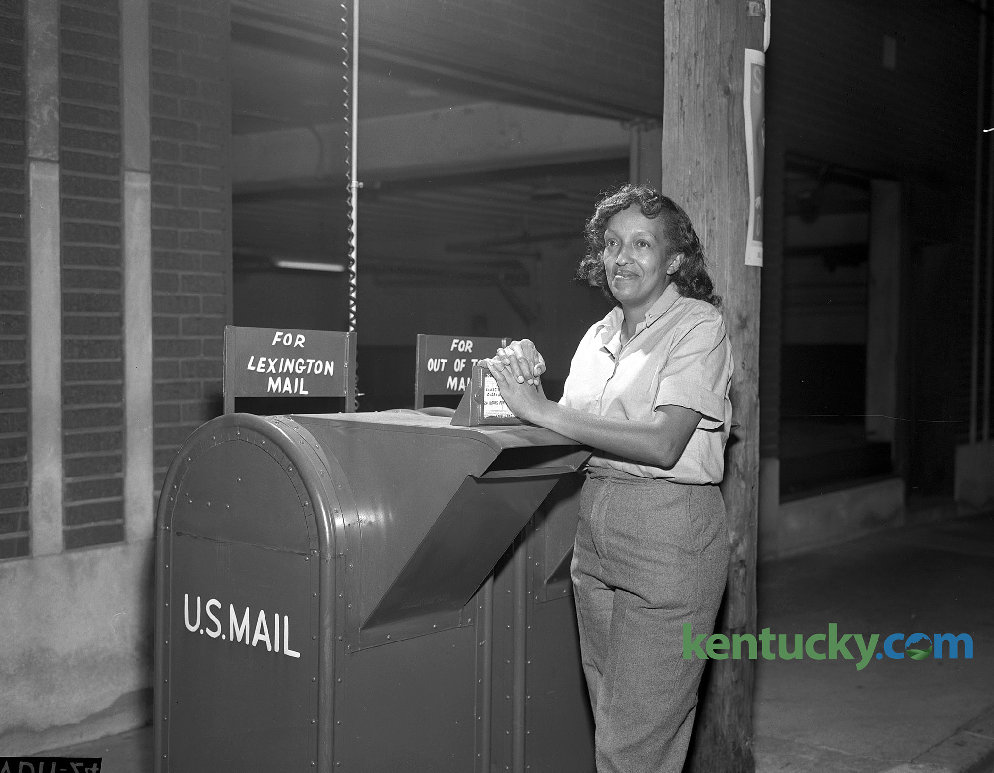 Lexington’s first peacetime female mail carrier, 1963 | Kentucky Photo ...
