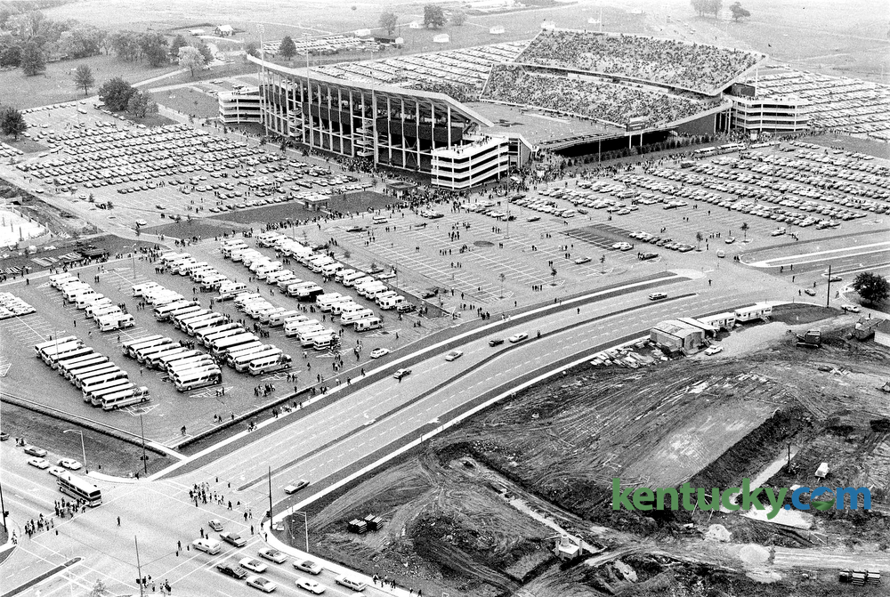 Commonwealth Stadium, 1975 | Kentucky Photo Archive
