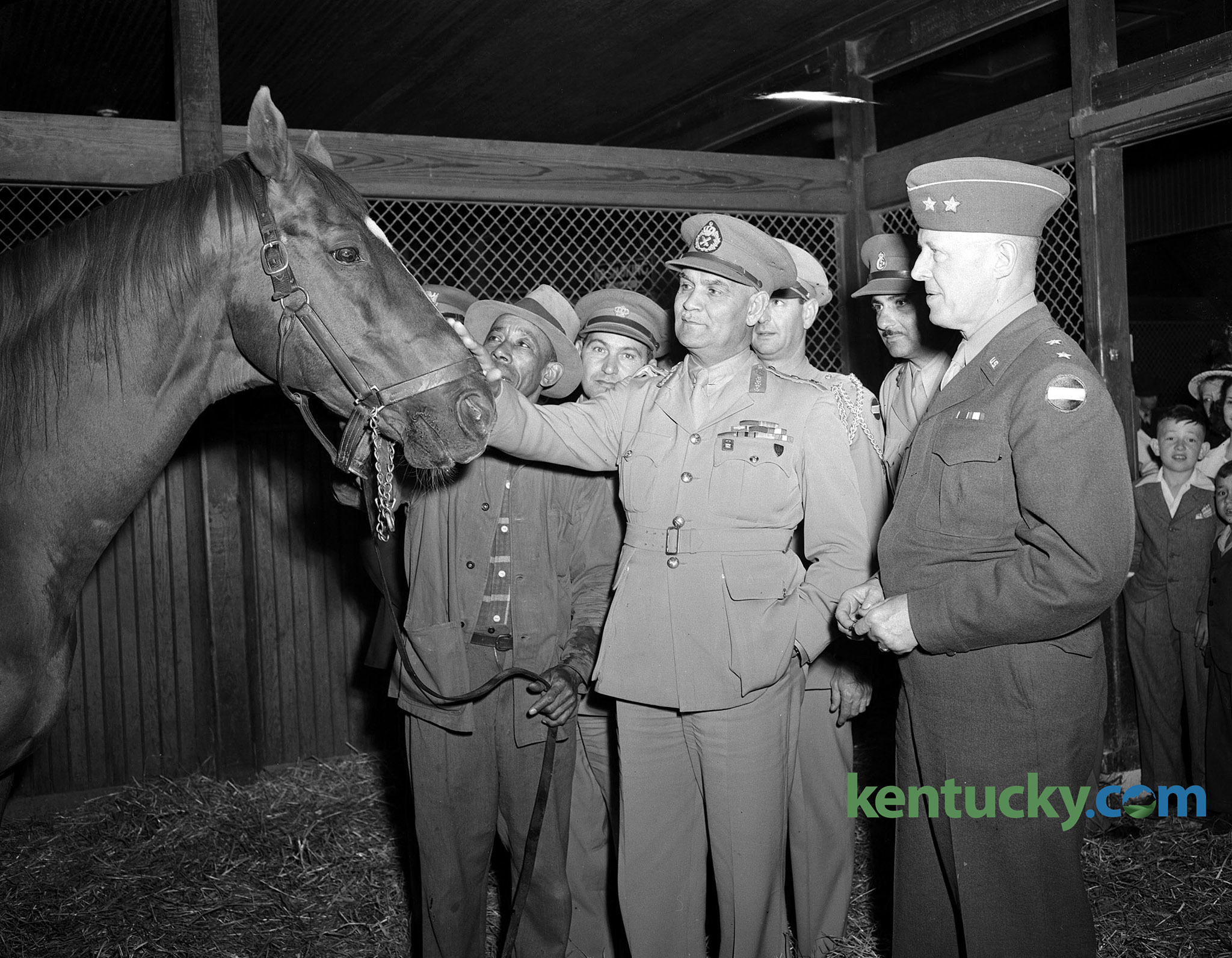 Egyptian army delegation visits Man o’ War, 1947 | Kentucky Photo Archive