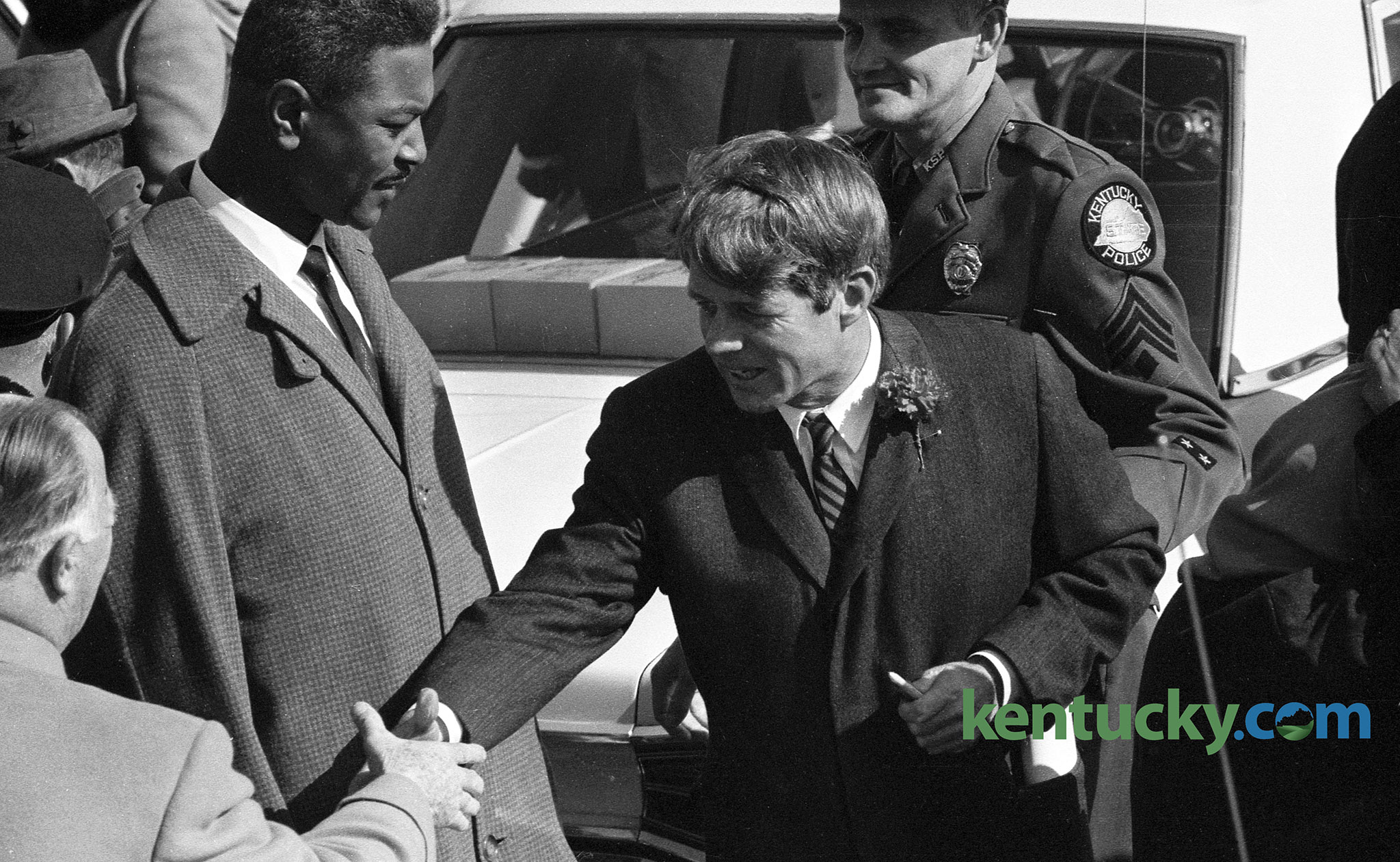 Sen. Robert F. Kennedy and Lexington’s Harry Sykes, 1968 | Kentucky ...